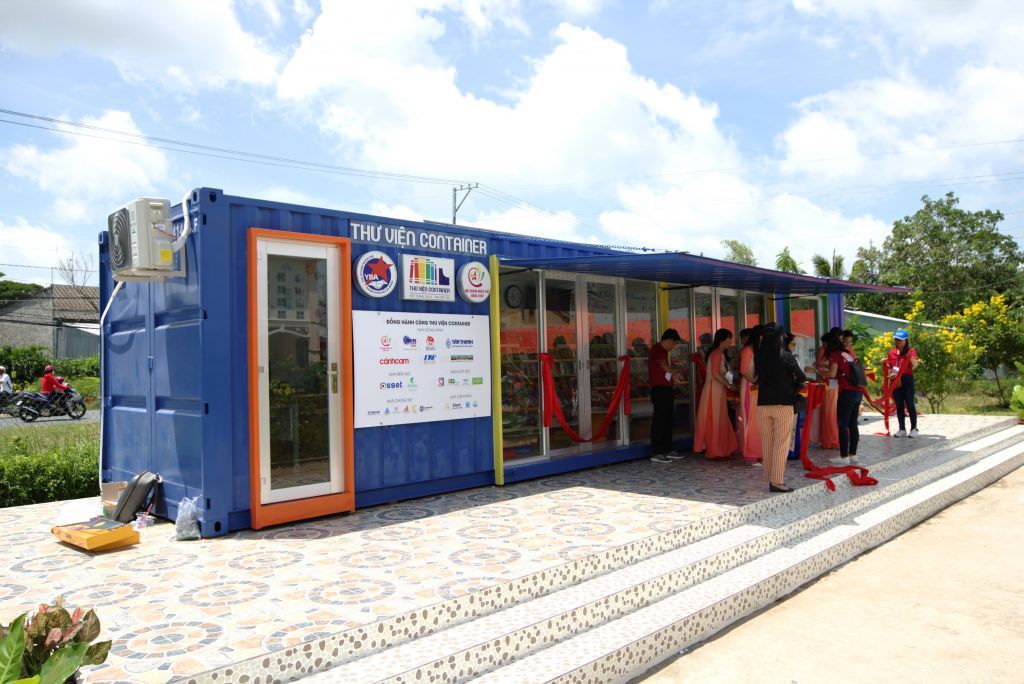 Tan Thanh awarded the second container library in Dong Thap province in ...