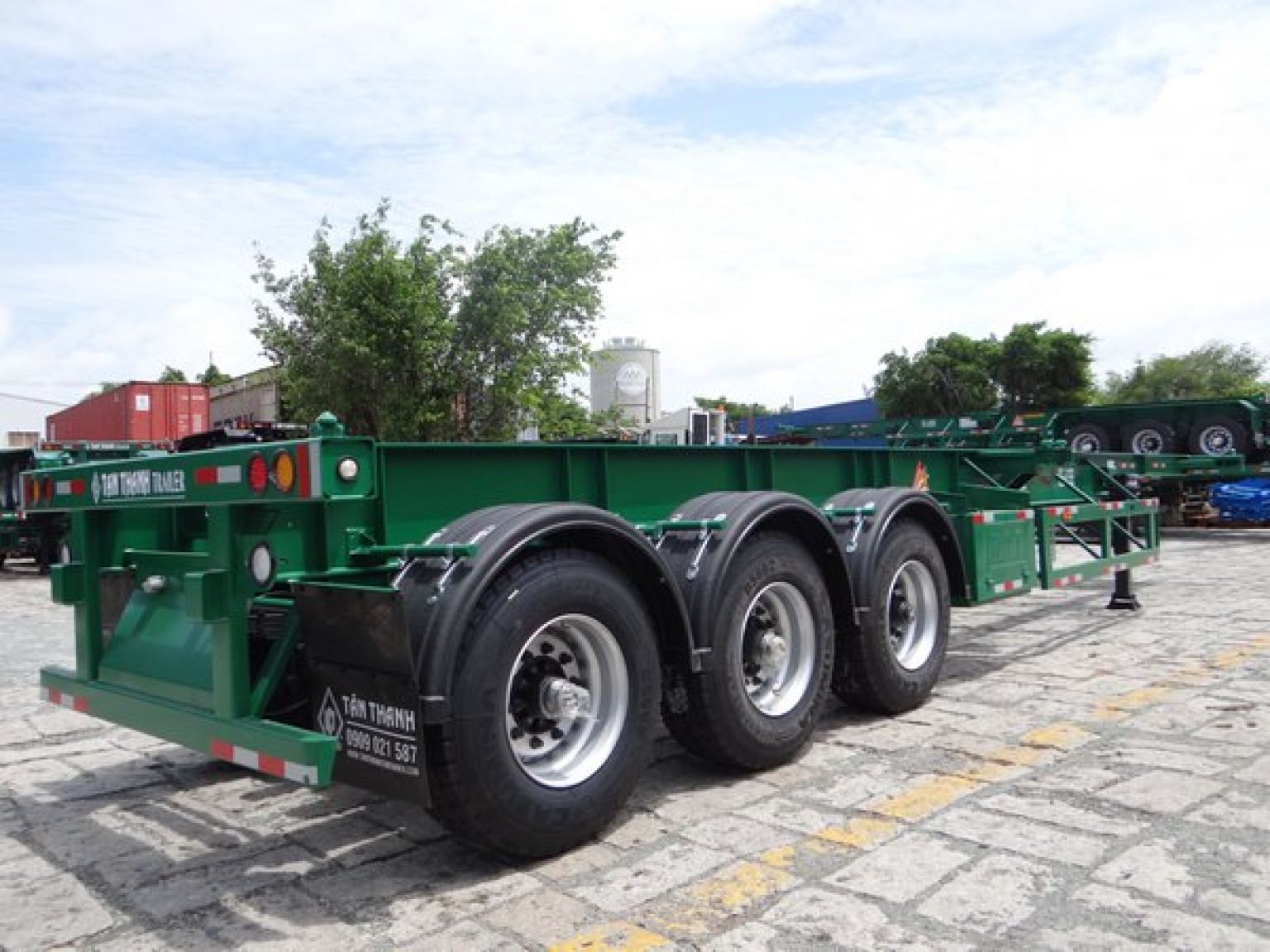 Sơmi Romooc bánh đơn và bài toán tiết kiệm chi phí vận chuyển.