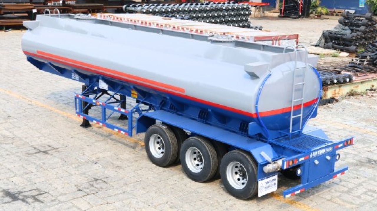 Tank container - Giải pháp vận chuyển an toàn cho hàng hóa dạng lỏng