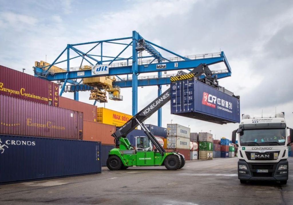 Tổng hợp các loại xe tải container phổ biến nhất hiện nay